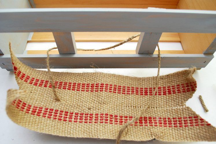 DIY Burlap-Trimmed Chalkboard Label – REASONS TO SKIP THE HOUSEWORK