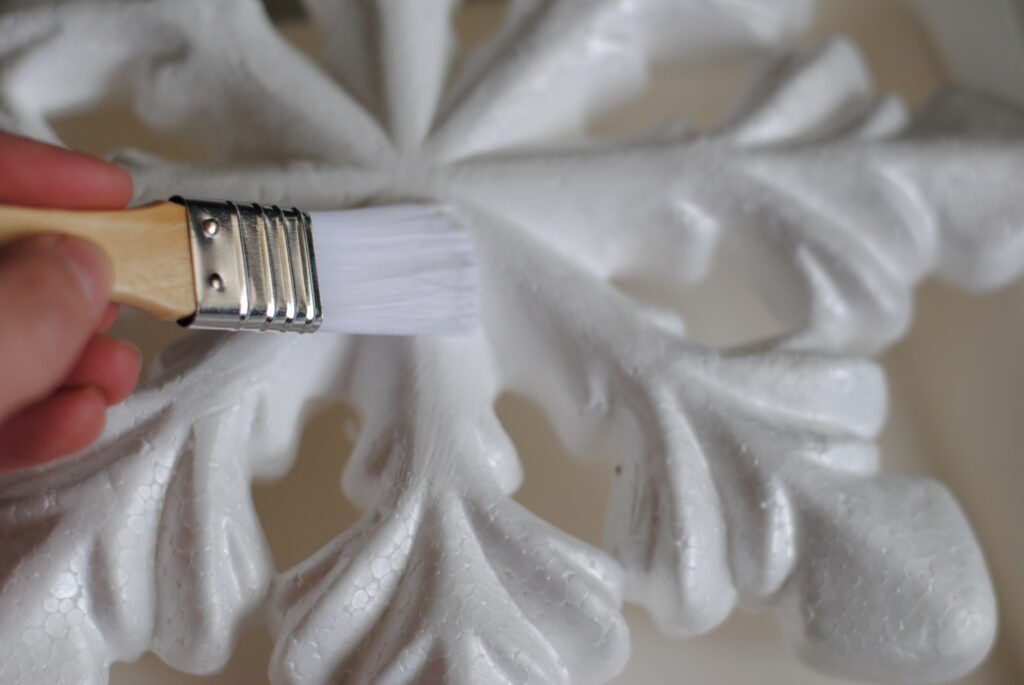 Glittery Snowflake – REASONS TO SKIP THE HOUSEWORK