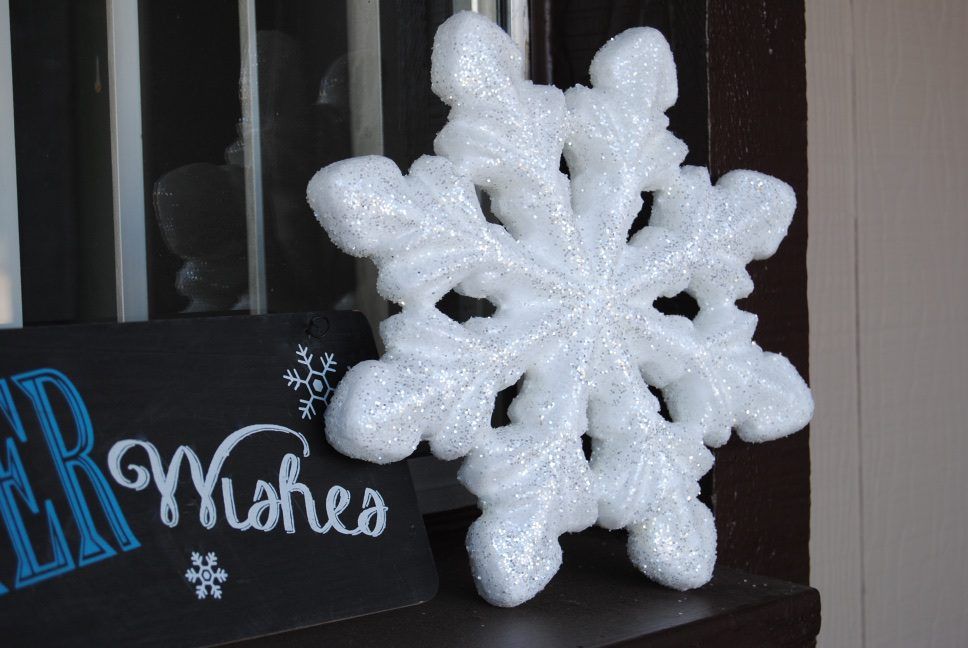 Glittery Snowflake – REASONS TO SKIP THE HOUSEWORK