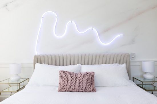 Light Up Your Life with These 20 DIY Neon Lights – REASONS TO SKIP THE ...
