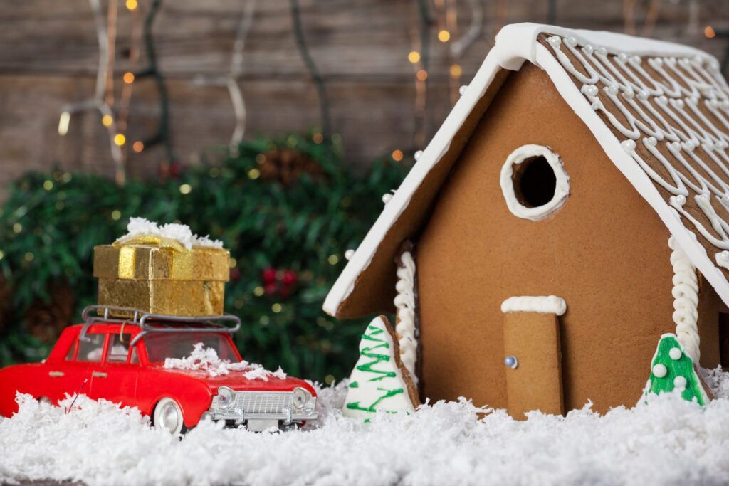 27 Creative Gingerbread House Ideas – REASONS TO SKIP THE HOUSEWORK